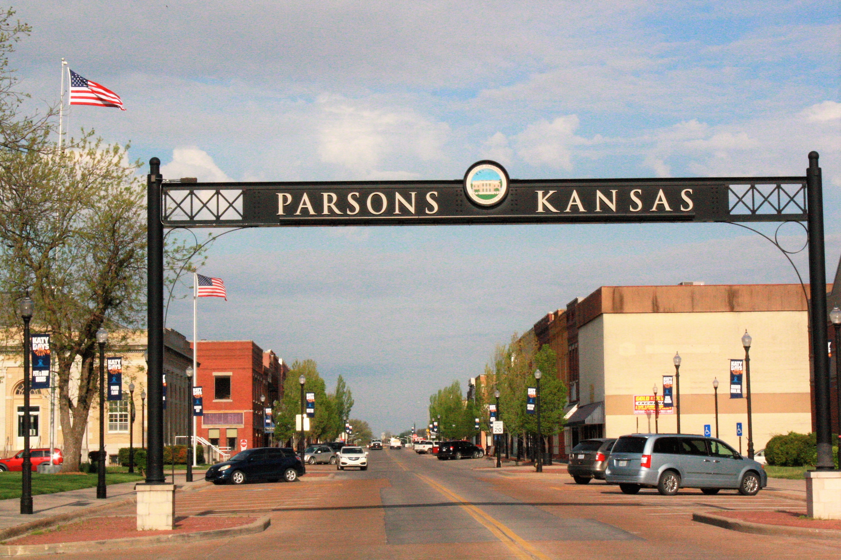 Parsons, Kansas: Warm Country, Warm People, Big Deer and Lots of Turkey ...