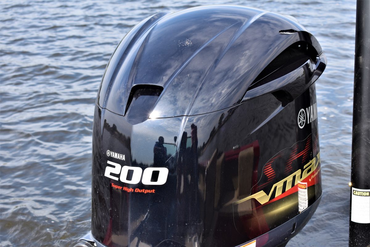 Tighten your Hat, the 200 X-Shaft Yamaha 4-Stroke is Flying from the ...